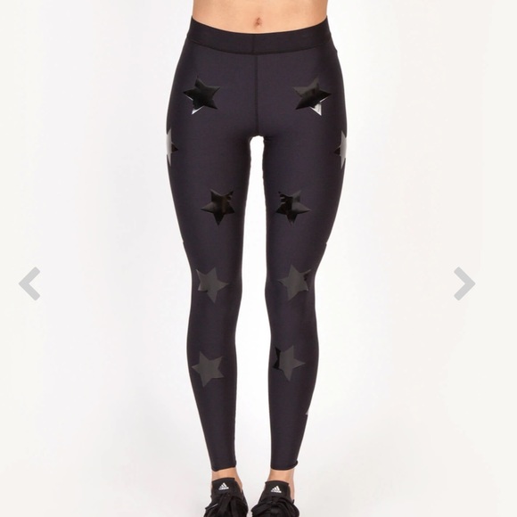 ultracor | Pants & Jumpsuits | Ultracor Lux Knockout Print Legging ...